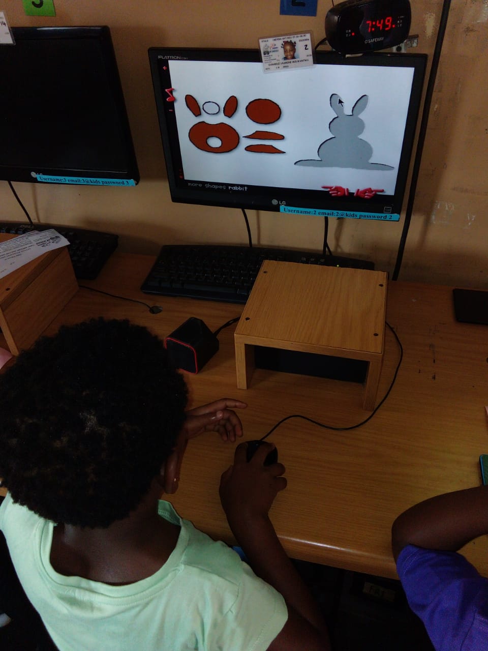 Montessori (Sunbird) – Kids Computers on Wheels