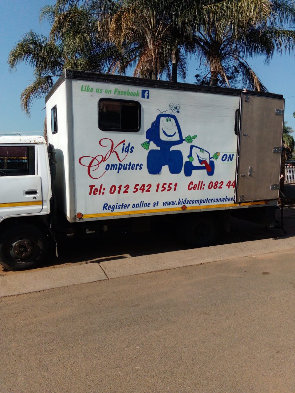 Sage Primary School – Kids Computers on Wheels