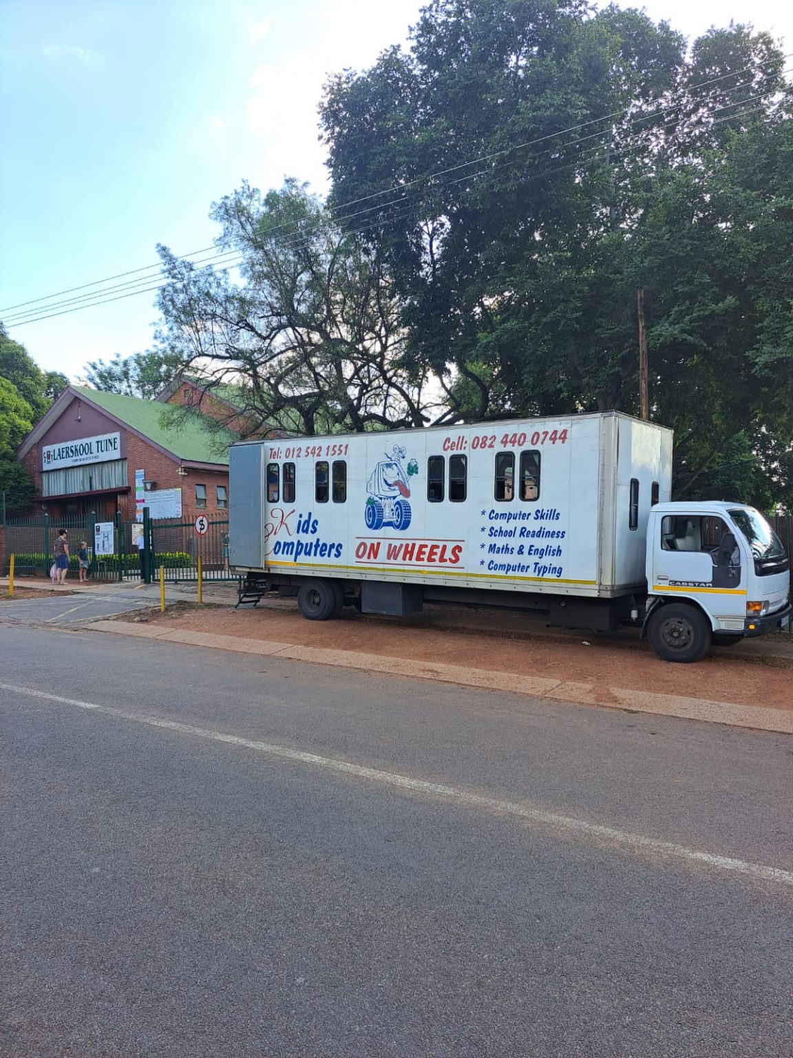 Laerskool Tuine Naskool – Kids Computers on Wheels