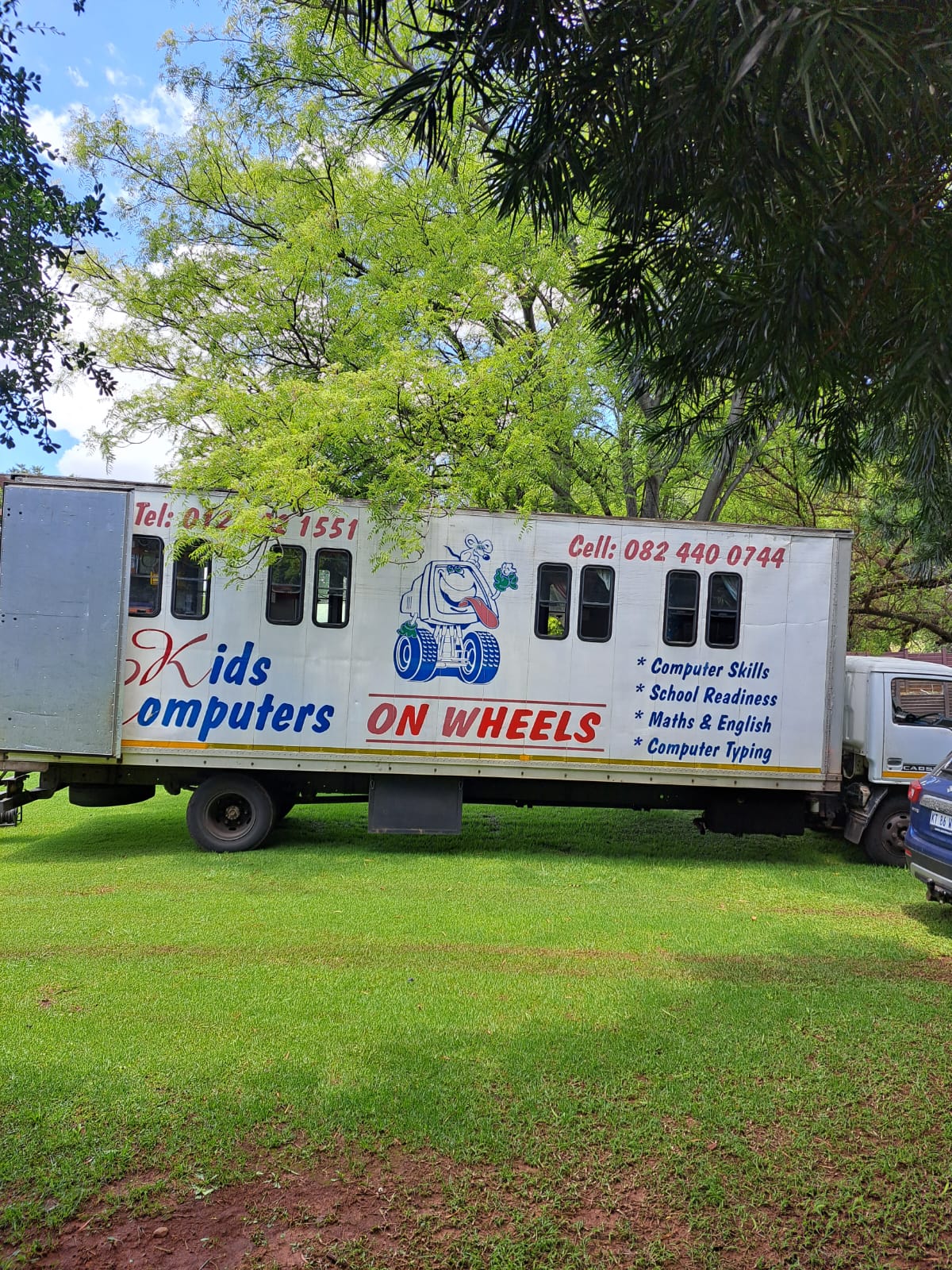 Kids Computers on Wheels – Kids Computers on Wheels