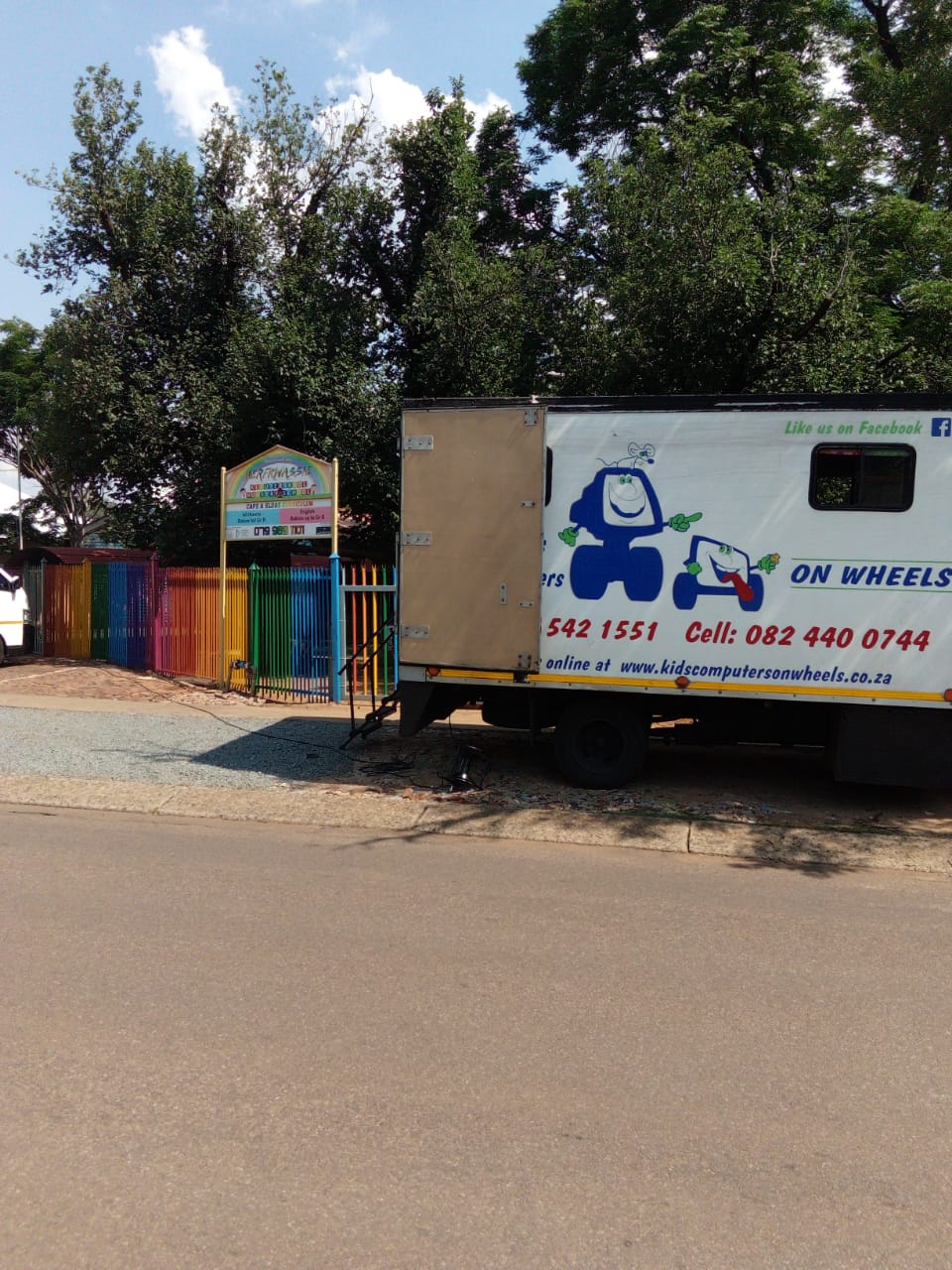 Verfkwassie Kleuterskool – Kids Computers on Wheels